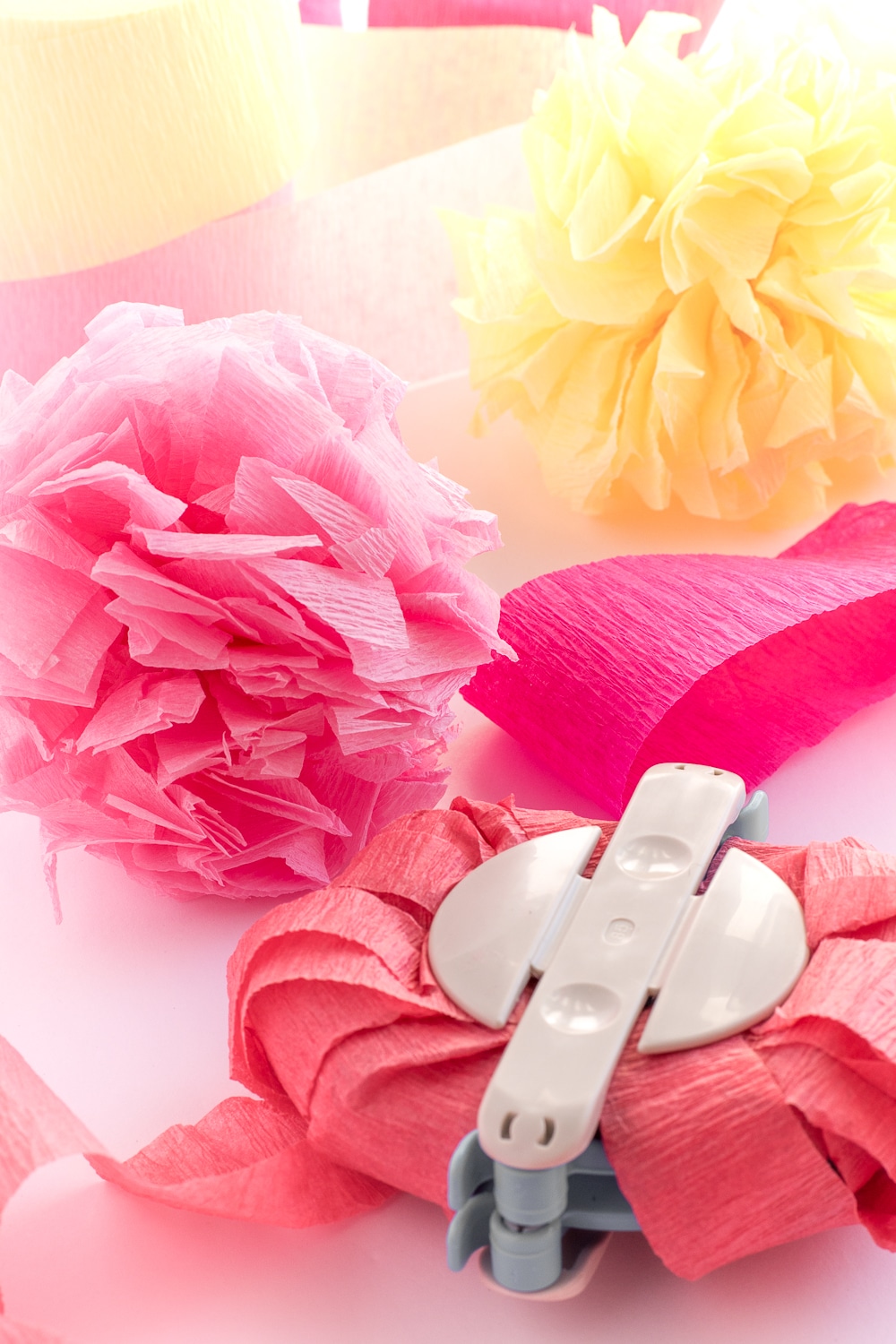 How To Make Tissue Paper Pom Poms: 3 Different Ways