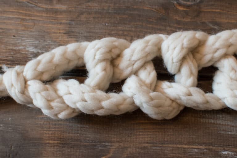 How to Make a Cozy Finger Knit Blanket in Two Hours