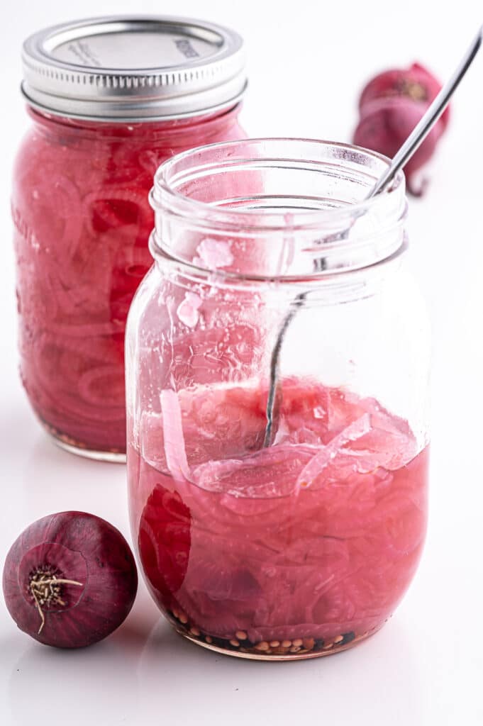 Easy Quick Pickled Red Onions Recipe