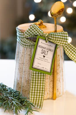 Herb-Infused Salts: Gourmet Flavor & Thoughtful Gifts